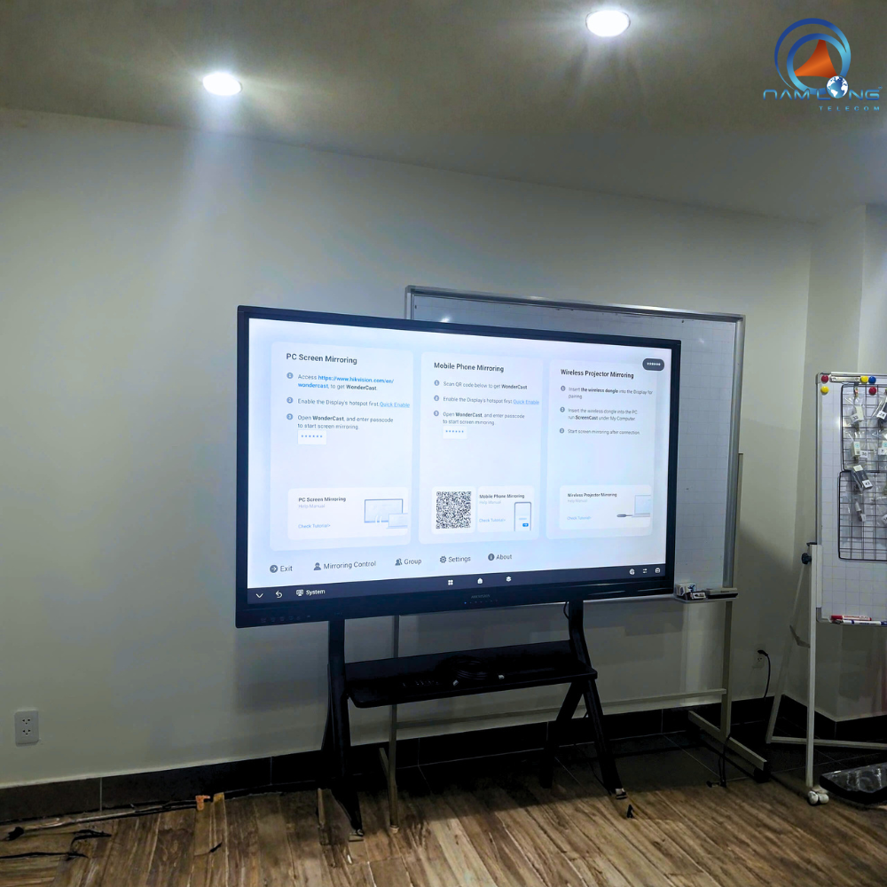 Lắp đặt màn hình tương tác Hikvision 65 inch cho VPLAS